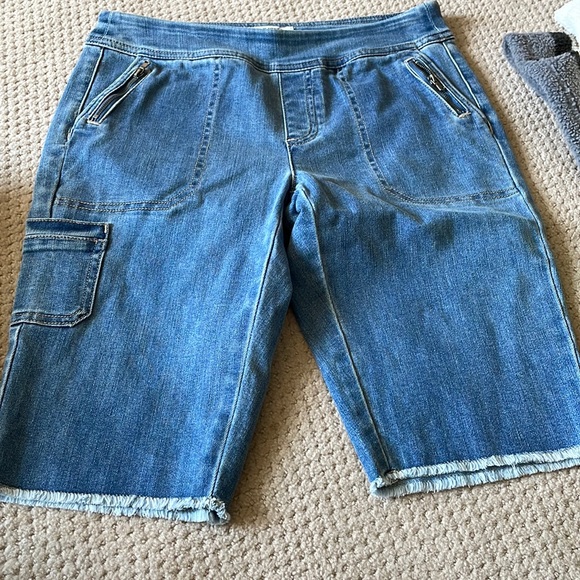 Shorts | Womans Jorts Jeans Light Blue Washed Size 6p | Poshmark